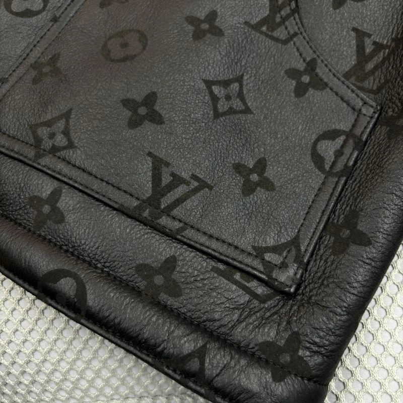 Top match Louis Vuitton Outwear