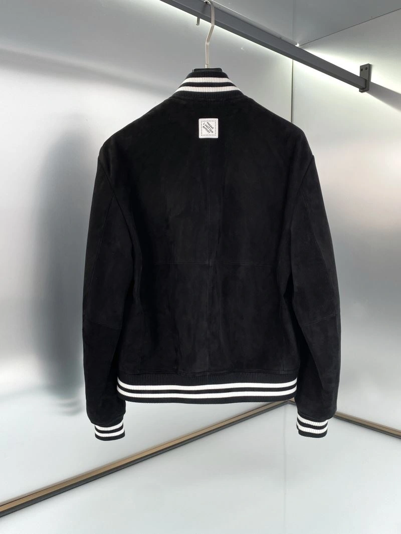 Accurate model Louis Vuitton Outwear