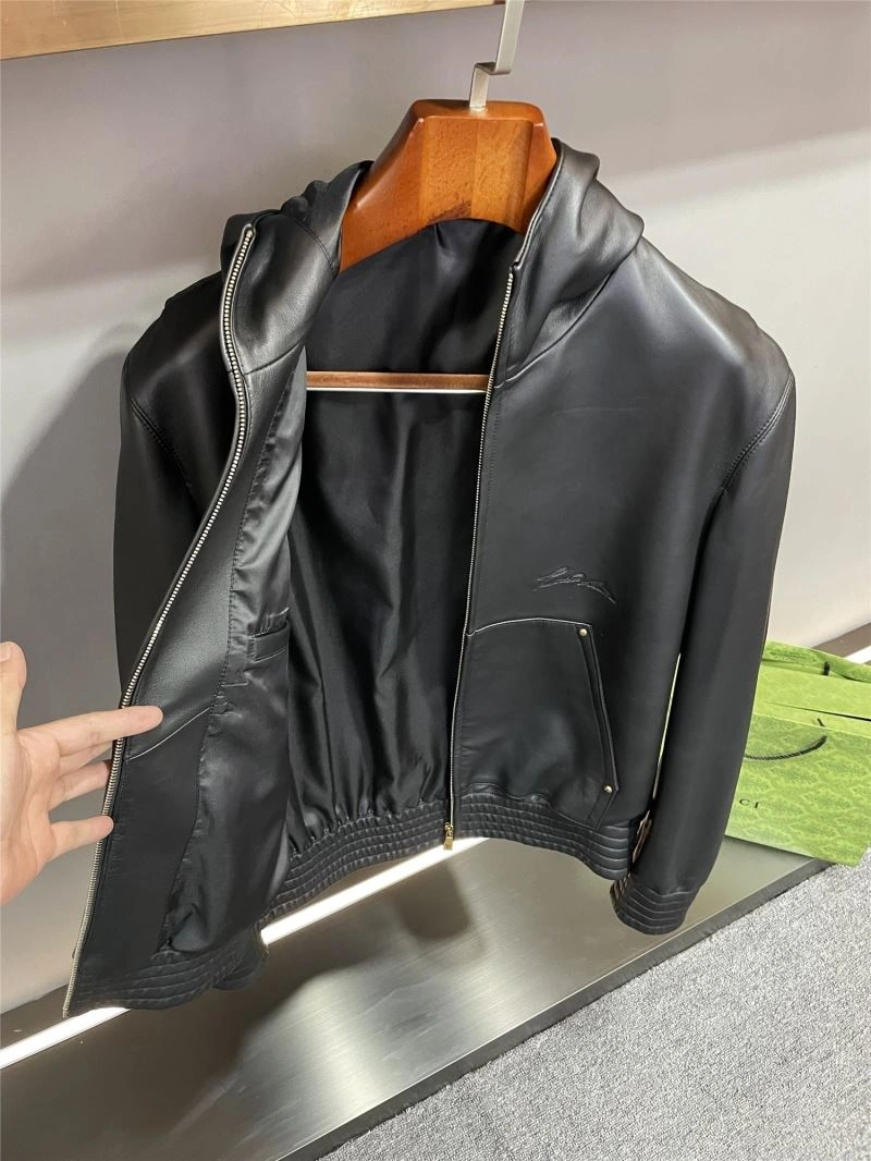 Accurate model Louis Vuitton Outwear