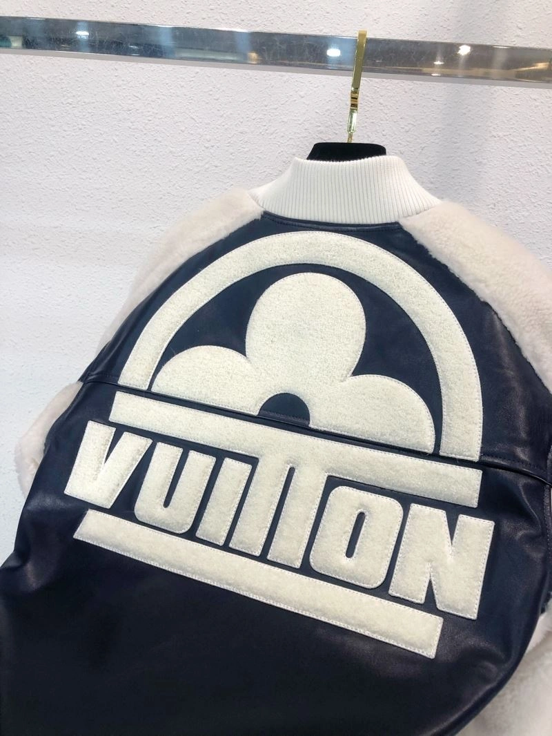 High fidelity Louis Vuitton Outwear