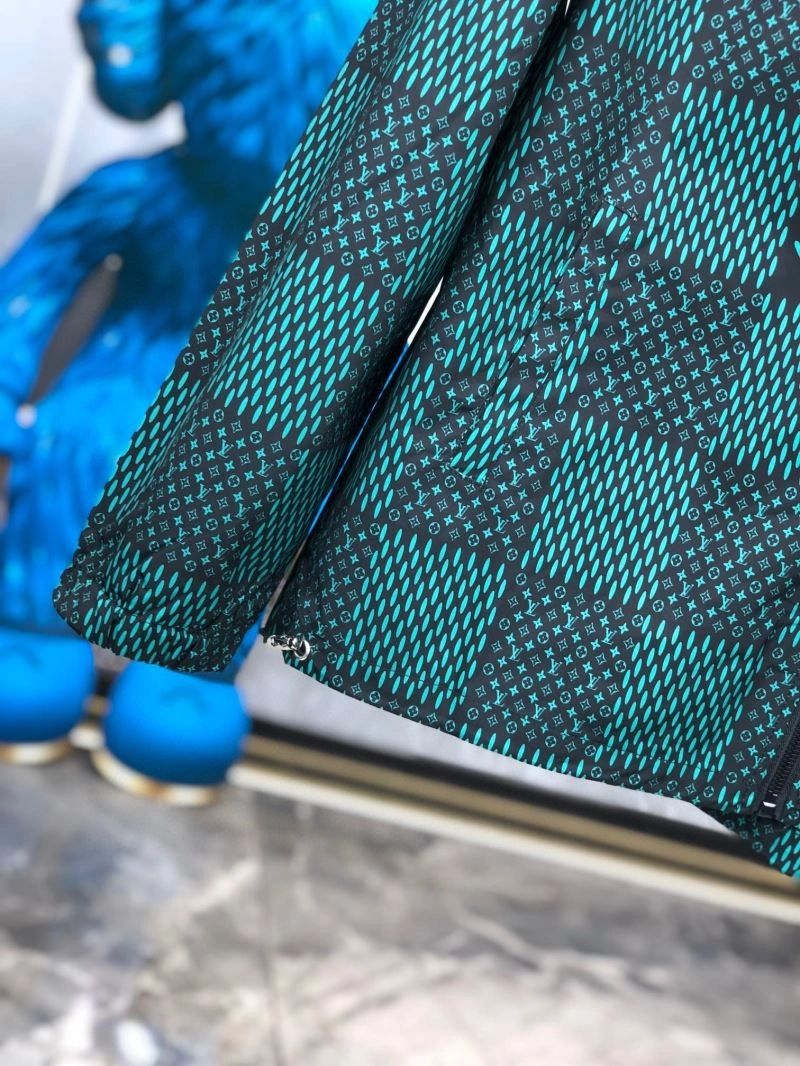Bargain Louis Vuitton Outwear