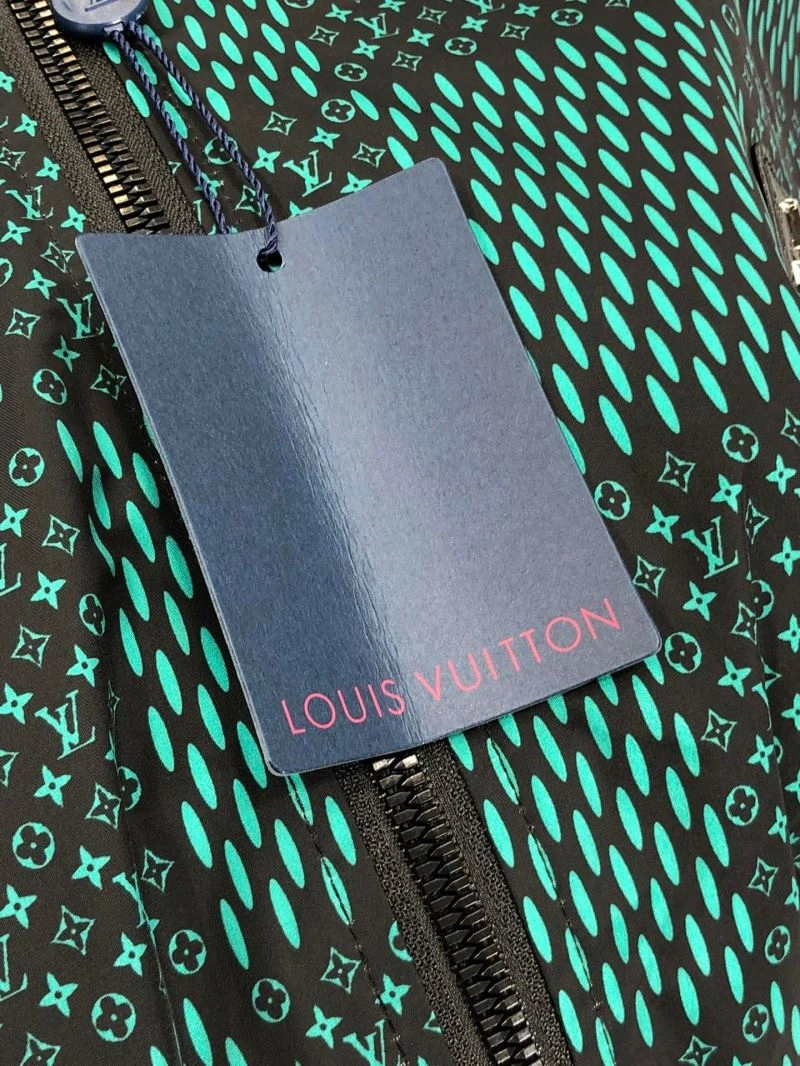 Bargain Louis Vuitton Outwear