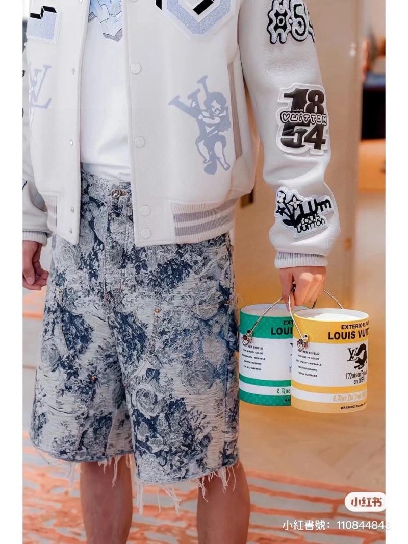 Bargain Louis Vuitton Outwear