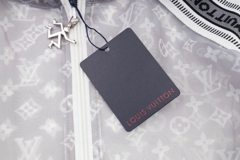 Low-cost Louis Vuitton Outwear
