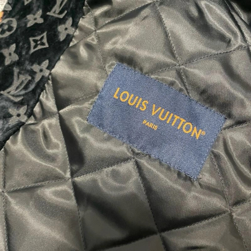 Official Louis Vuitton Outwear