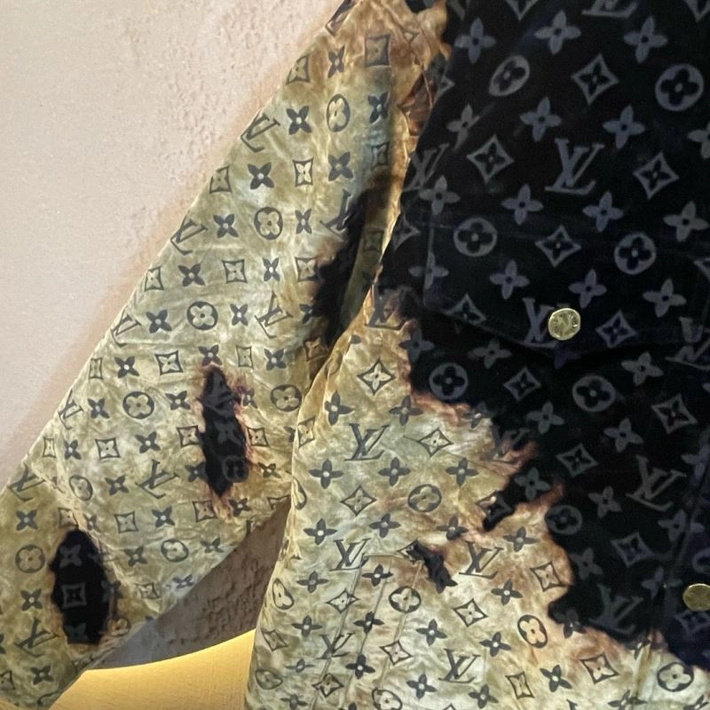 Official Louis Vuitton Outwear