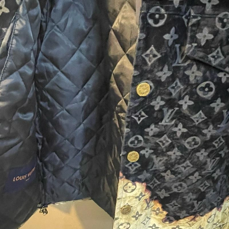 Official Louis Vuitton Outwear