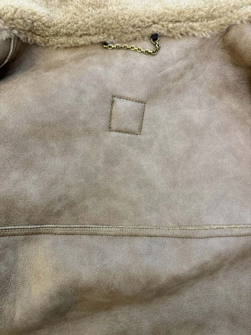 Top mirror Louis Vuitton Outwear