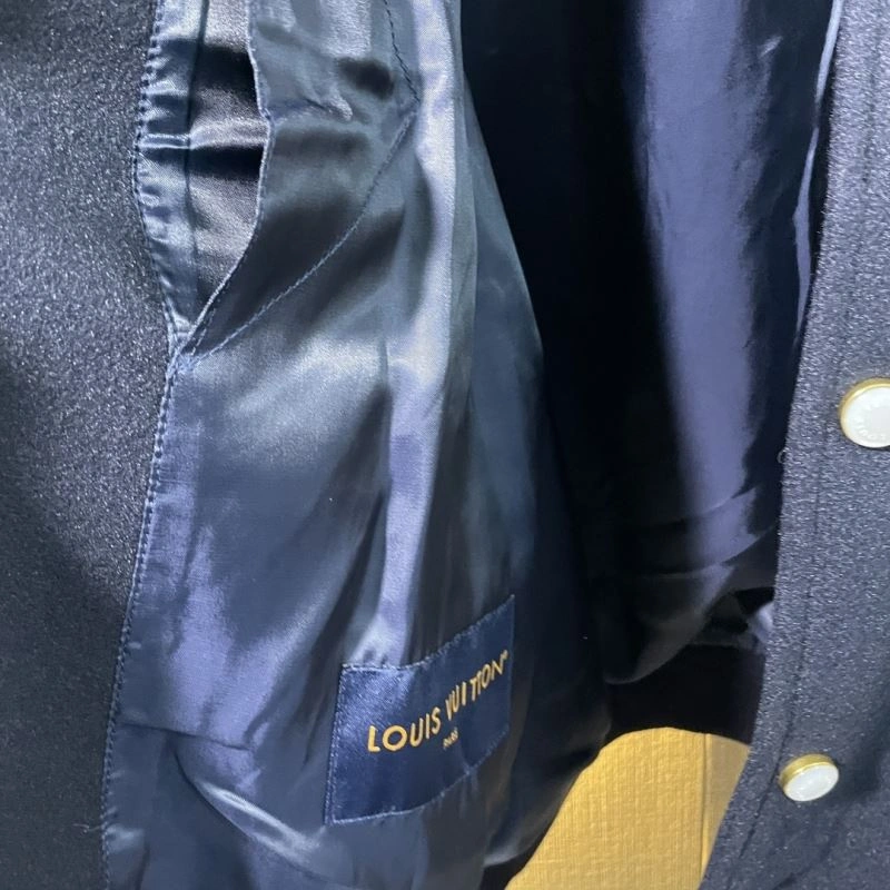 Inexpensive Louis Vuitton Outwear