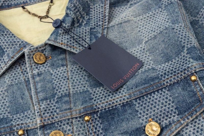 Inexpensive Louis Vuitton Outwear