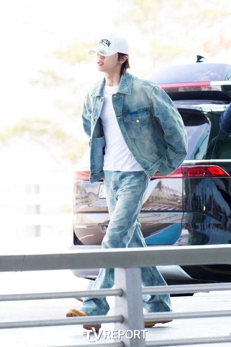 Inexpensive Louis Vuitton Outwear
