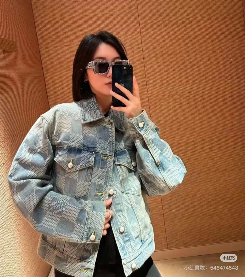 Inexpensive Louis Vuitton Outwear