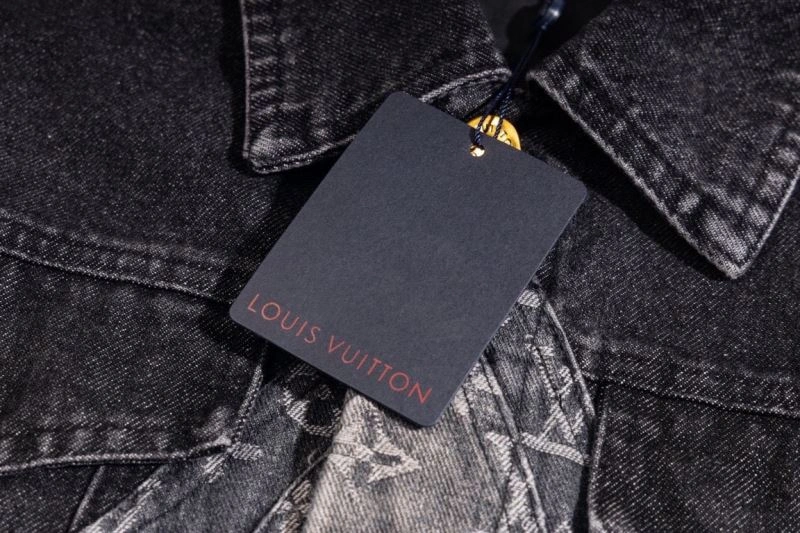 High fidelity Louis Vuitton Outwear