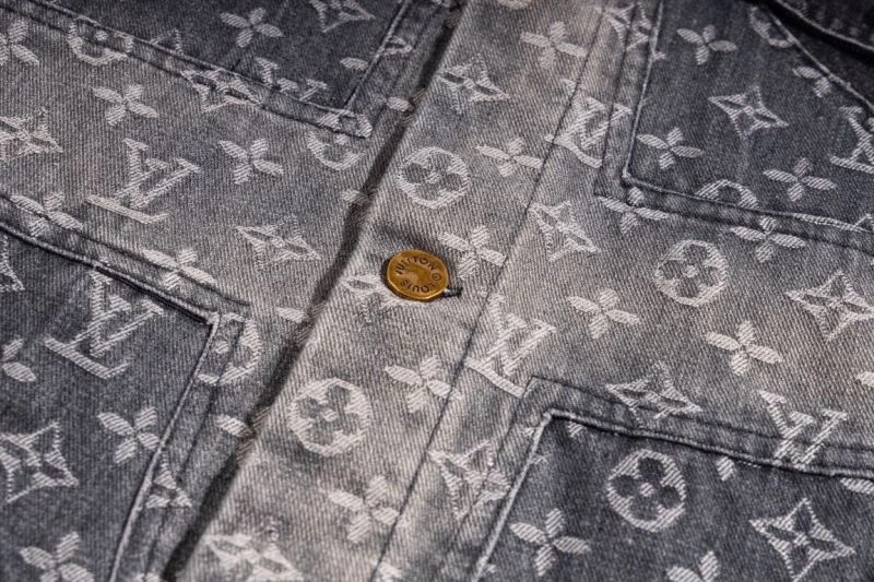 High fidelity Louis Vuitton Outwear