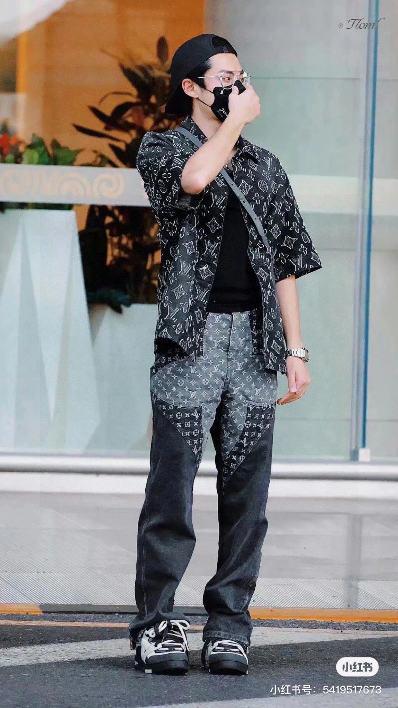 High fidelity Louis Vuitton Outwear