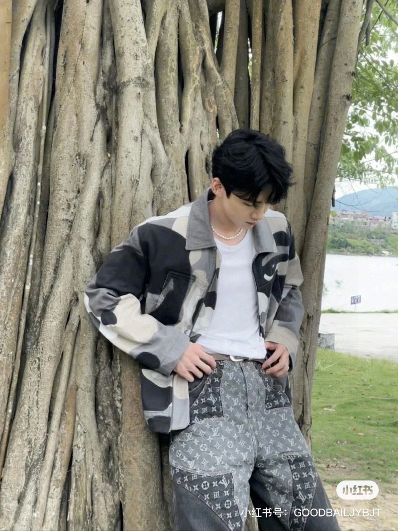 High fidelity Louis Vuitton Outwear