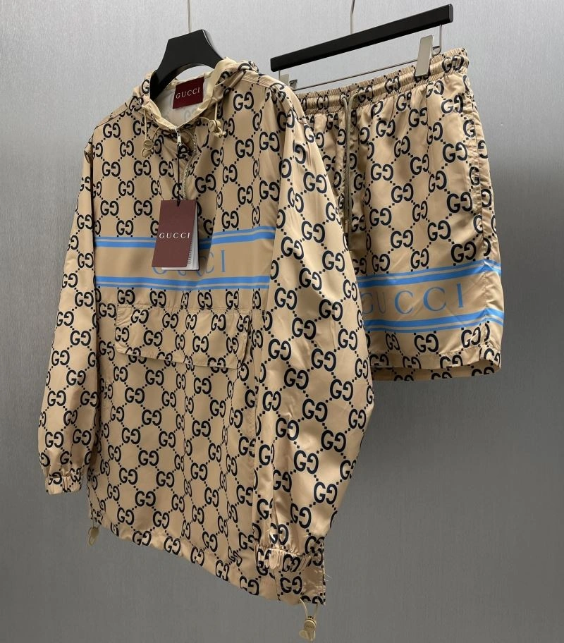 Official Louis Vuitton Outwear