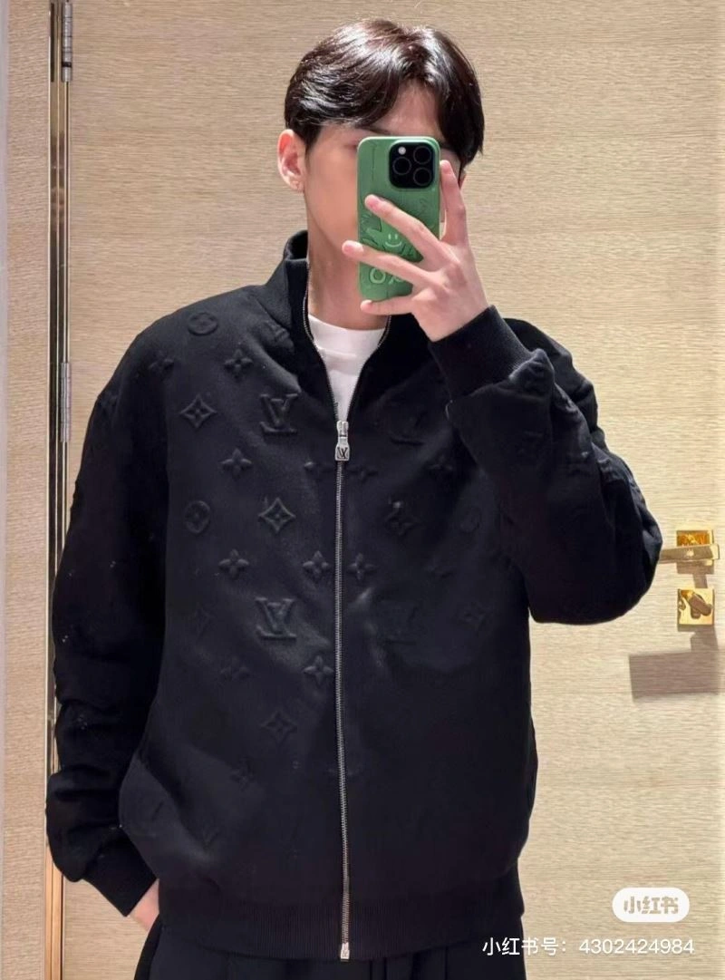 Cut-rate Louis Vuitton Outwear