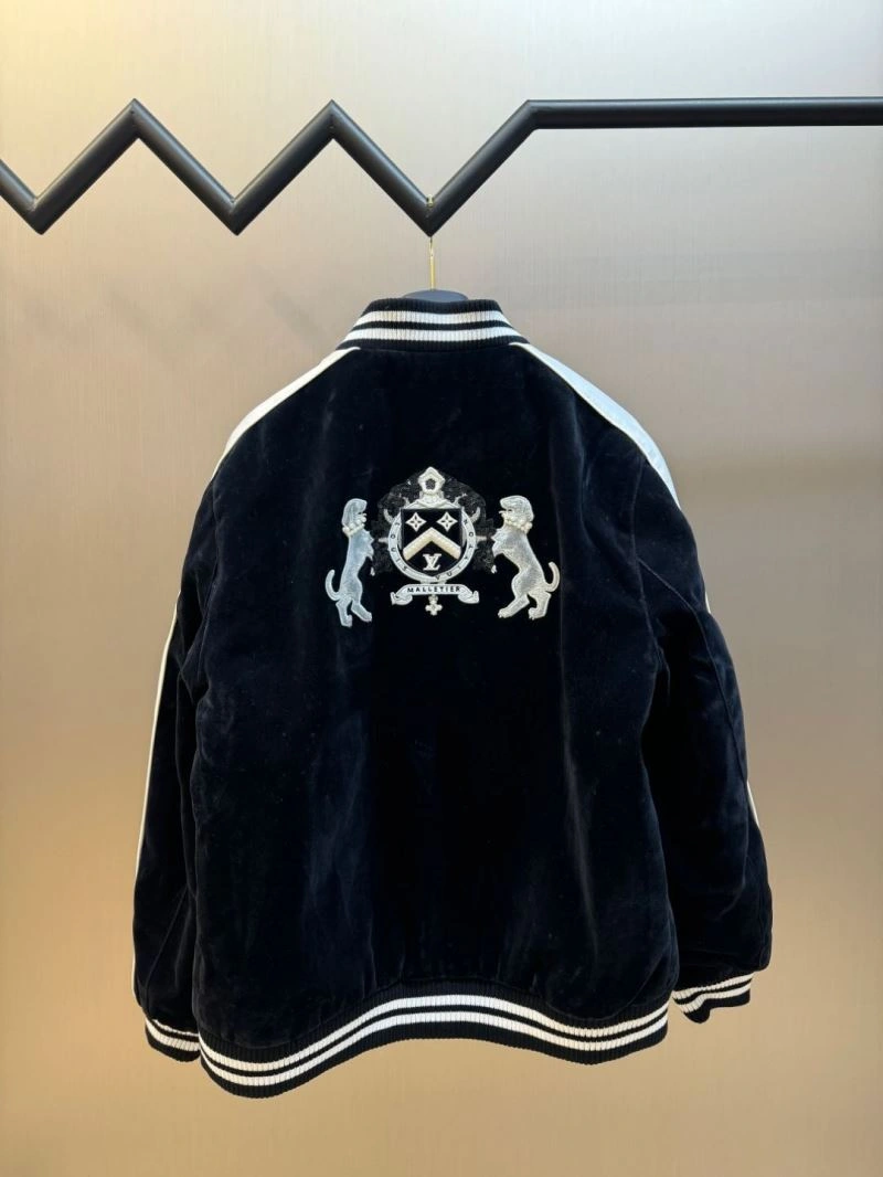 High accuracy Louis Vuitton Outwear