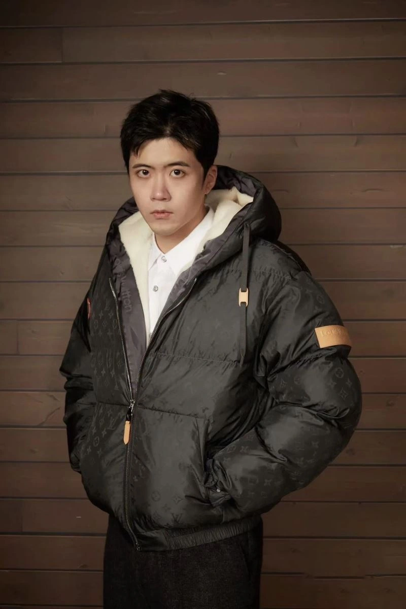 Low-cost Louis Vuitton Outwear