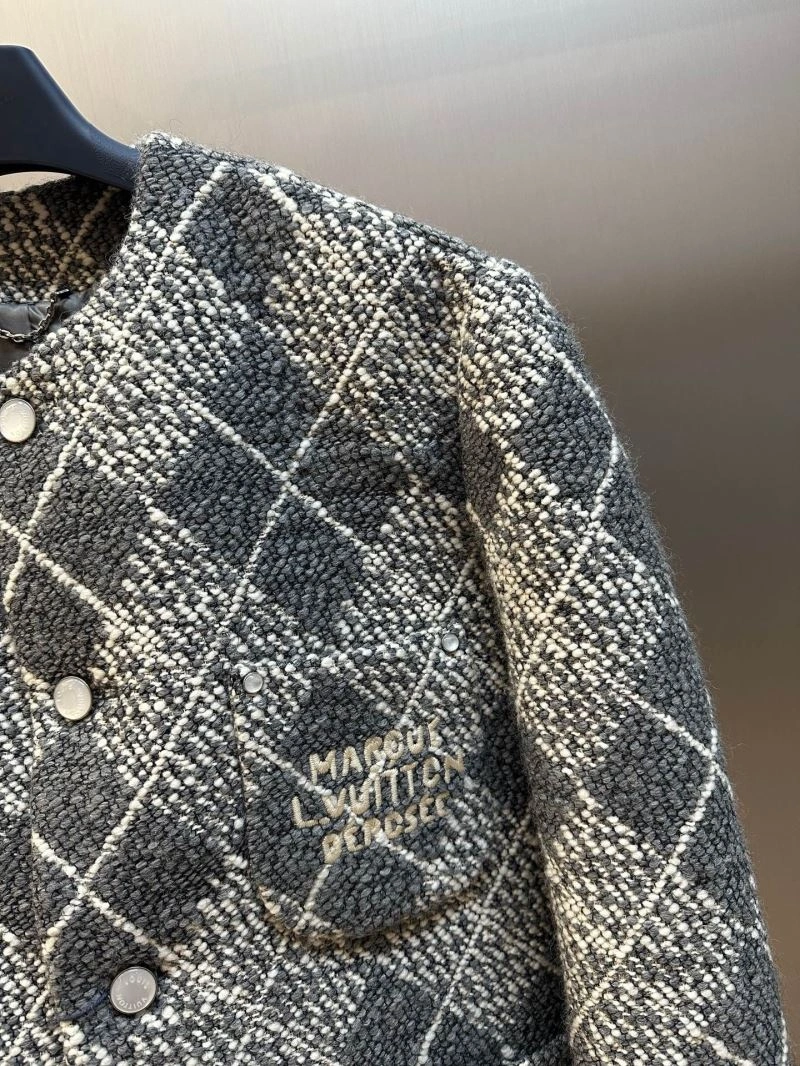 Top match Louis Vuitton Outwear