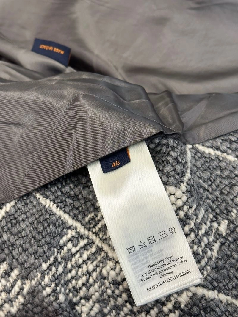 Top match Louis Vuitton Outwear