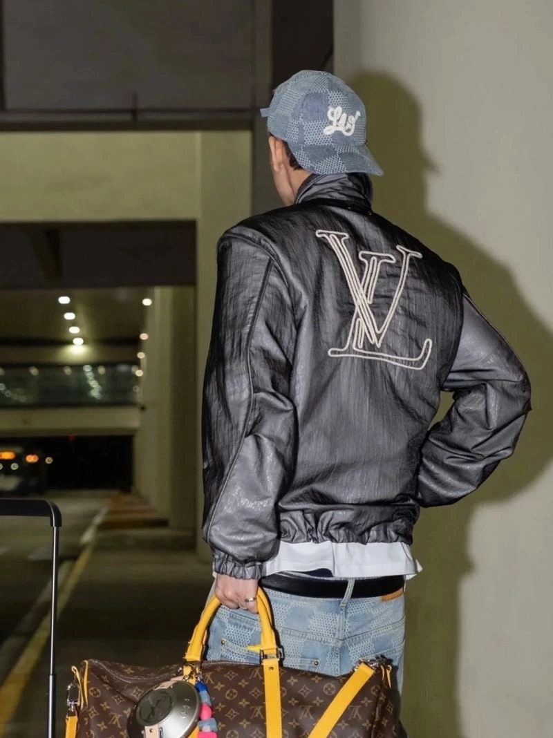 Perfect replica Louis Vuitton Outwear