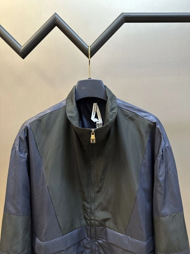 Official Louis Vuitton Outwear