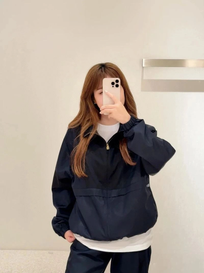 Official Louis Vuitton Outwear
