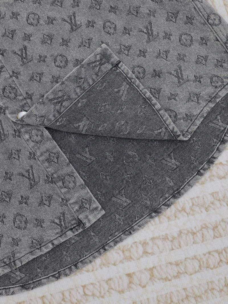 Real Louis Vuitton Outwear