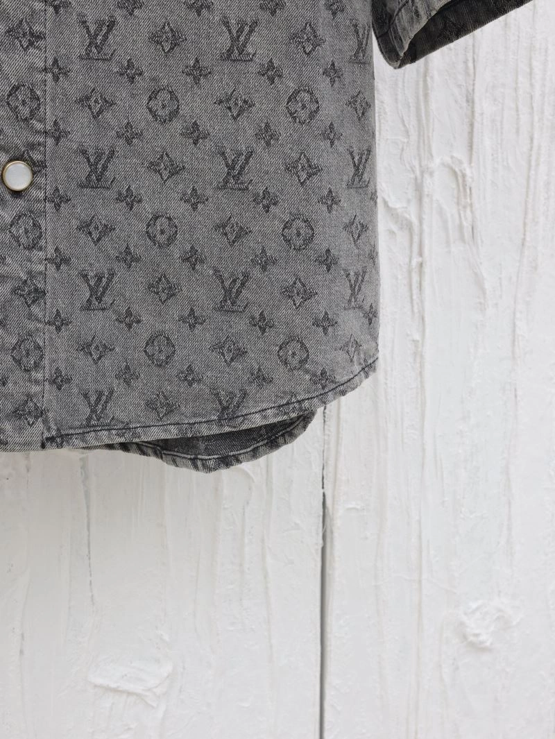 Real Louis Vuitton Outwear