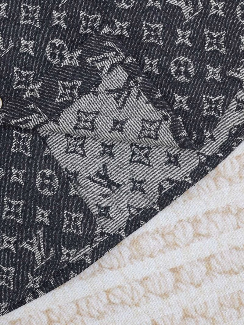 Official Louis Vuitton Outwear