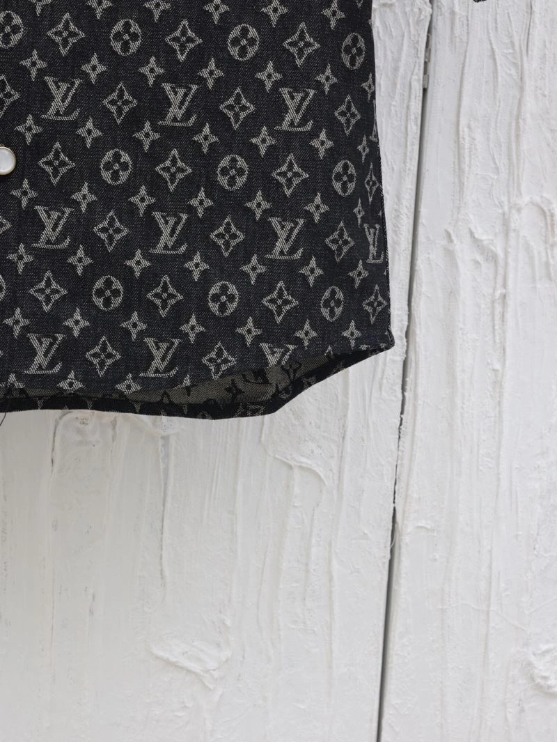 Official Louis Vuitton Outwear