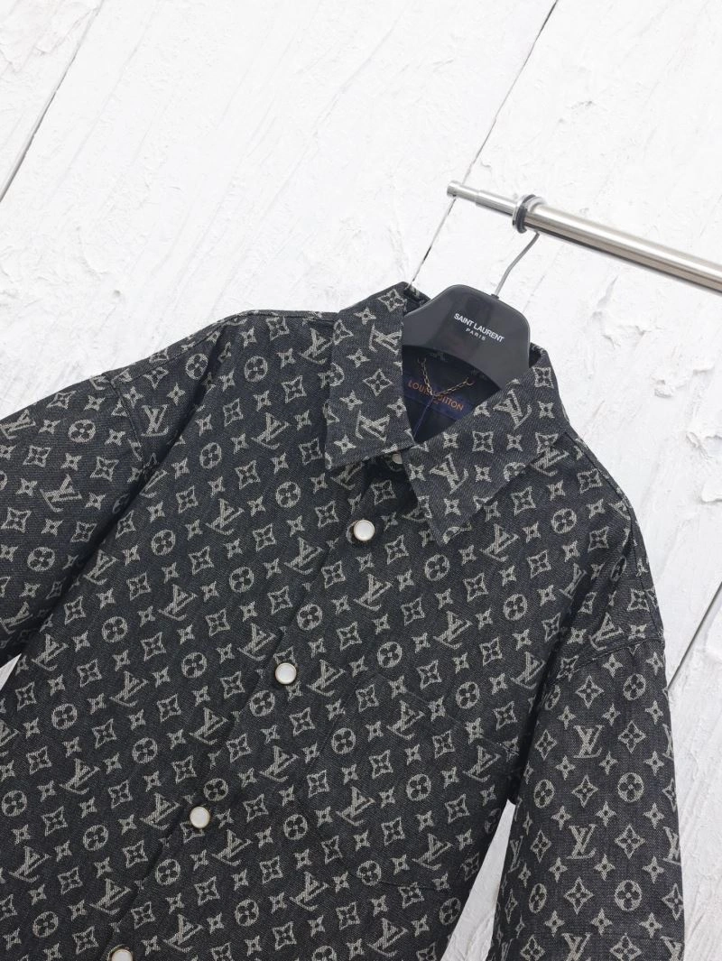Official Louis Vuitton Outwear
