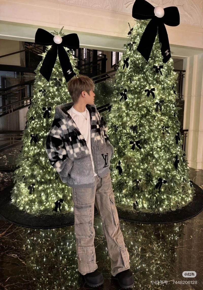 Precise copy Louis Vuitton Outwear