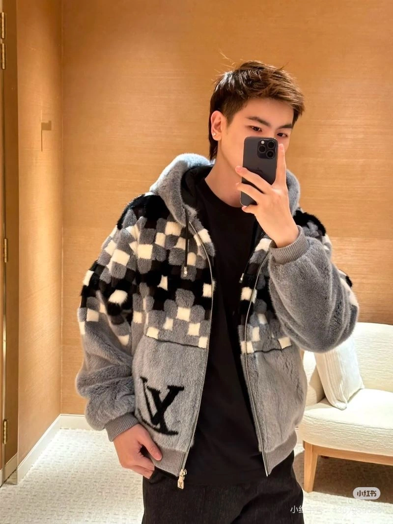 Precise copy Louis Vuitton Outwear