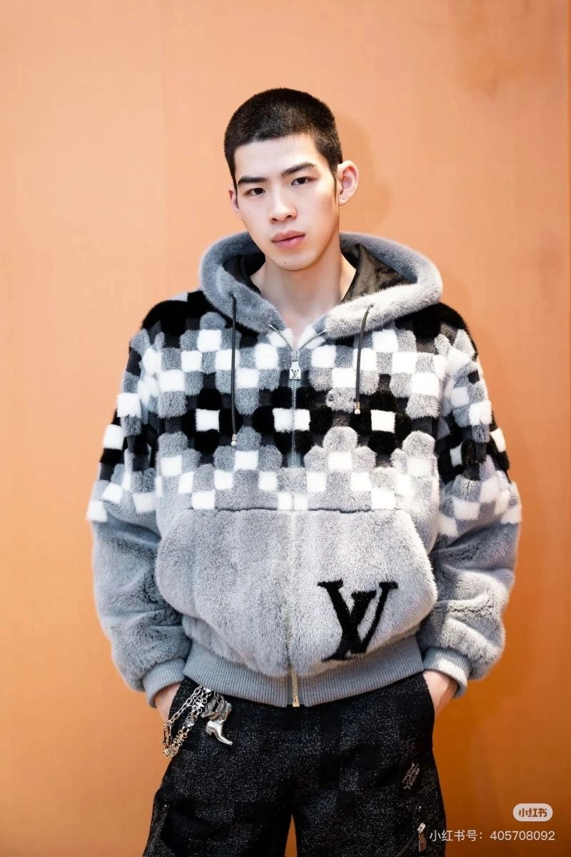 Precise copy Louis Vuitton Outwear