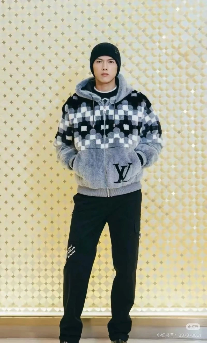 Precise copy Louis Vuitton Outwear