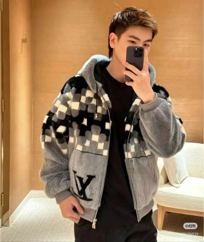 Precise copy Louis Vuitton Outwear