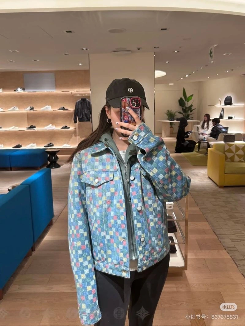 Economical Louis Vuitton Outwear
