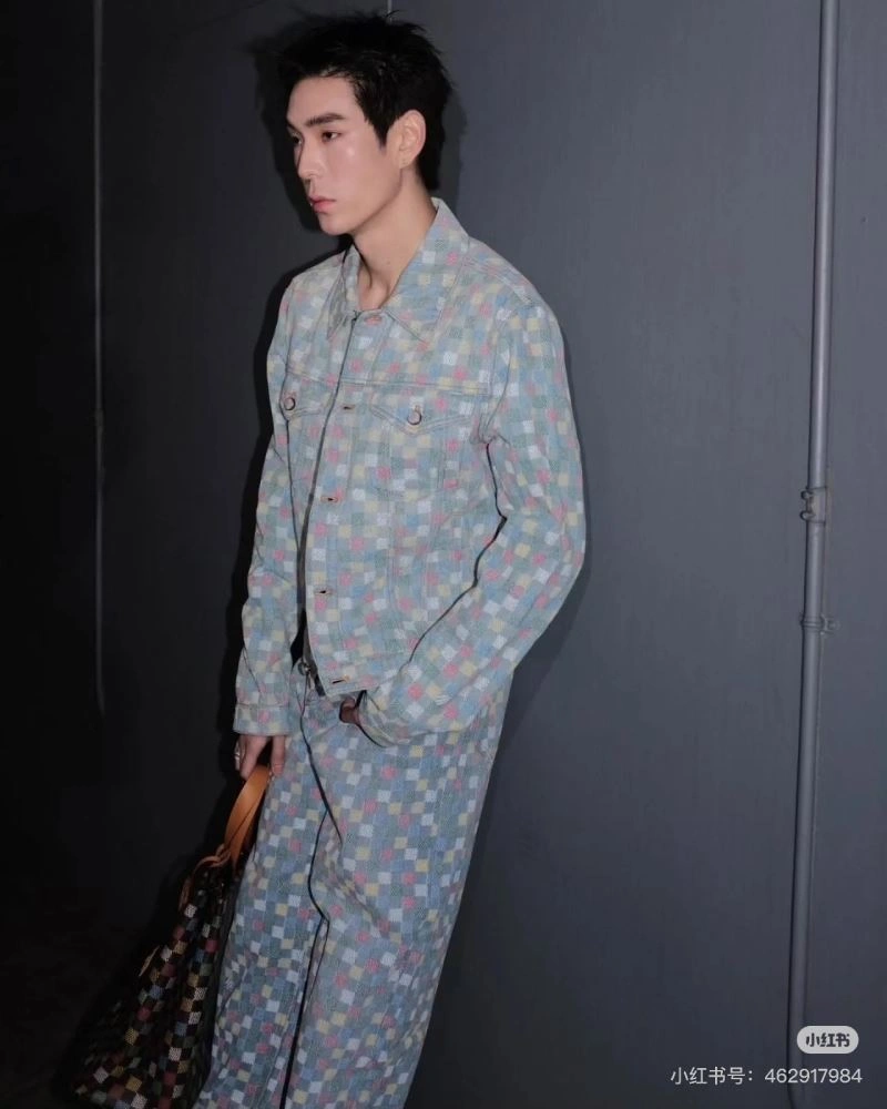 Economical Louis Vuitton Outwear