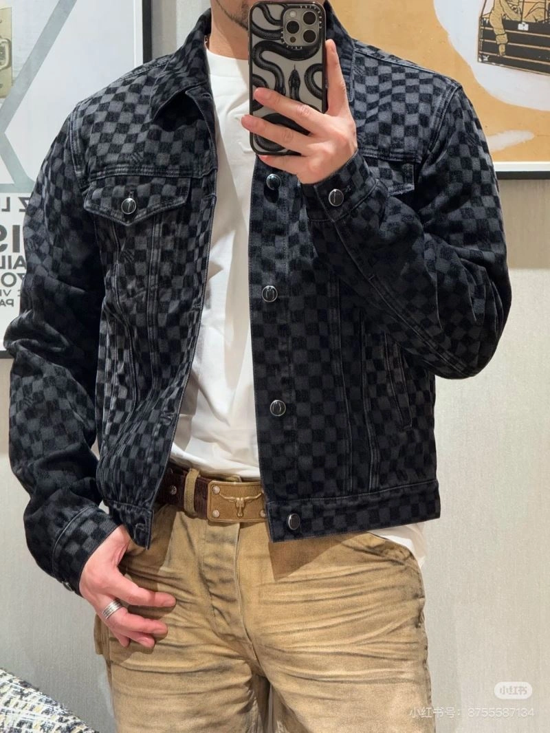 Low-cost Louis Vuitton Outwear