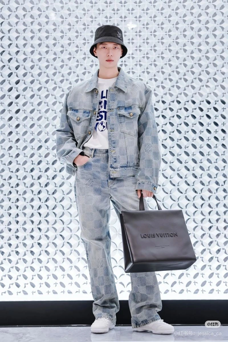 Genuine Louis Vuitton Outwear