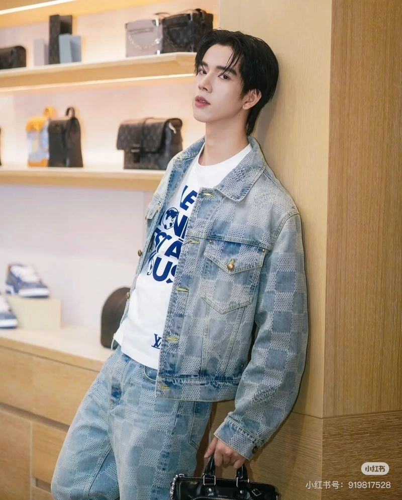 Genuine Louis Vuitton Outwear