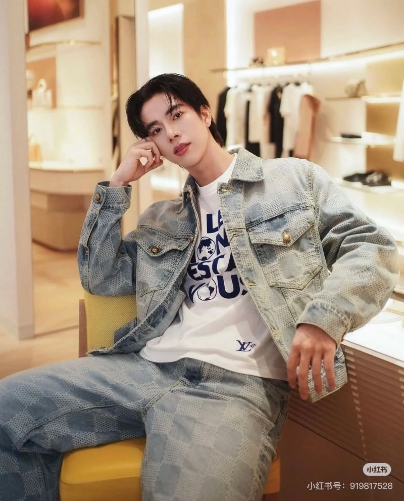 Genuine Louis Vuitton Outwear