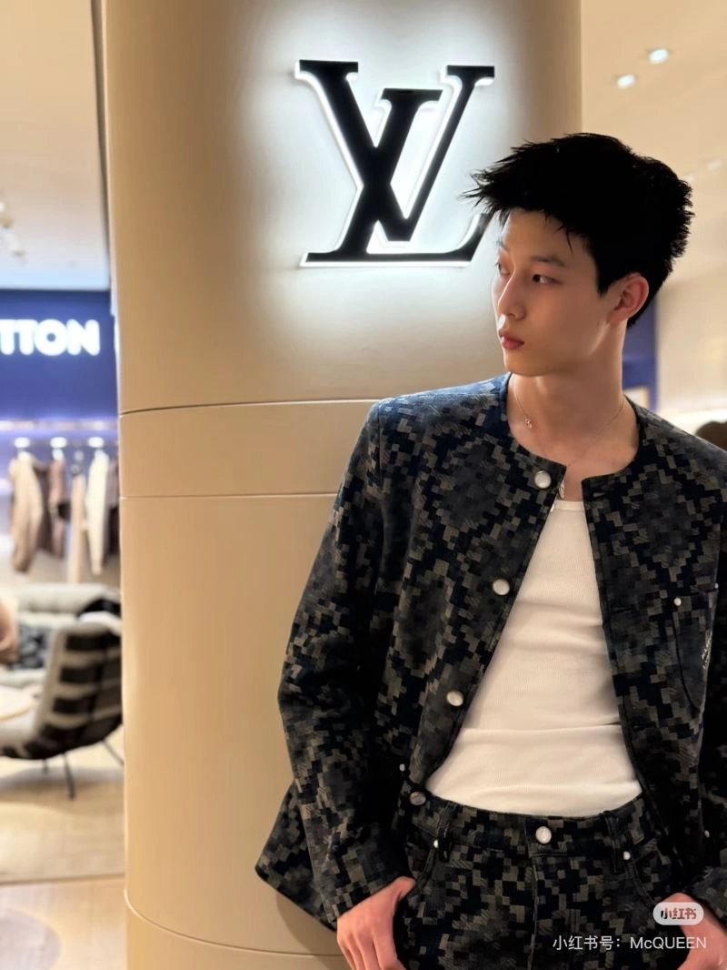 Brand-original Louis Vuitton Outwear