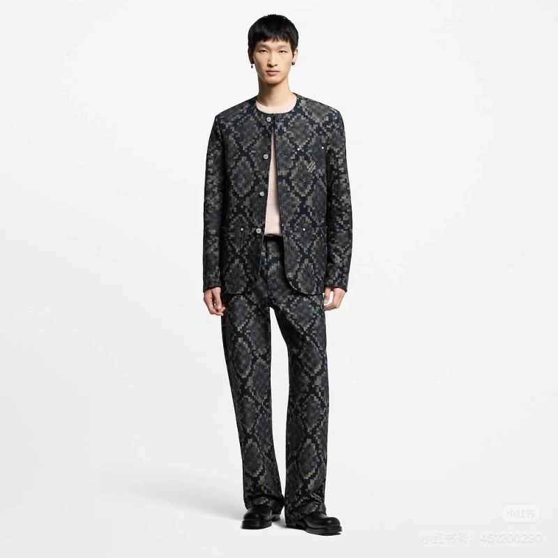Brand-original Louis Vuitton Outwear