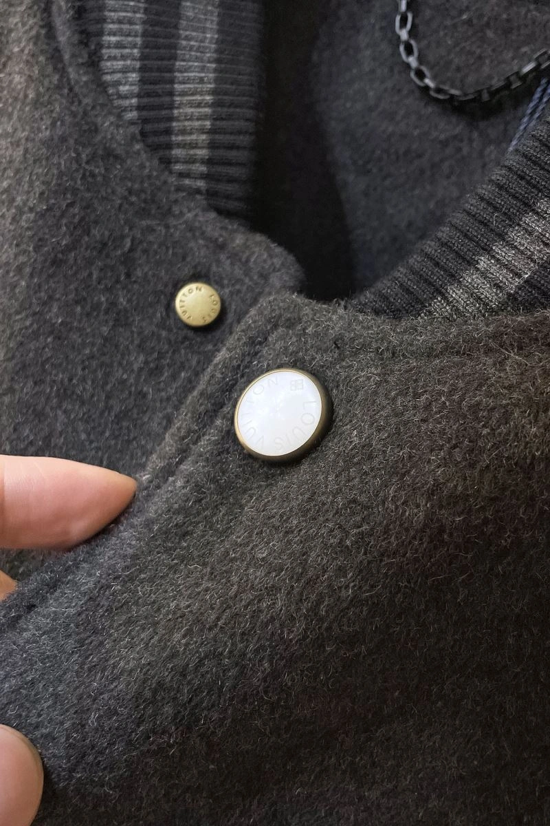 Legit Louis Vuitton Outwear