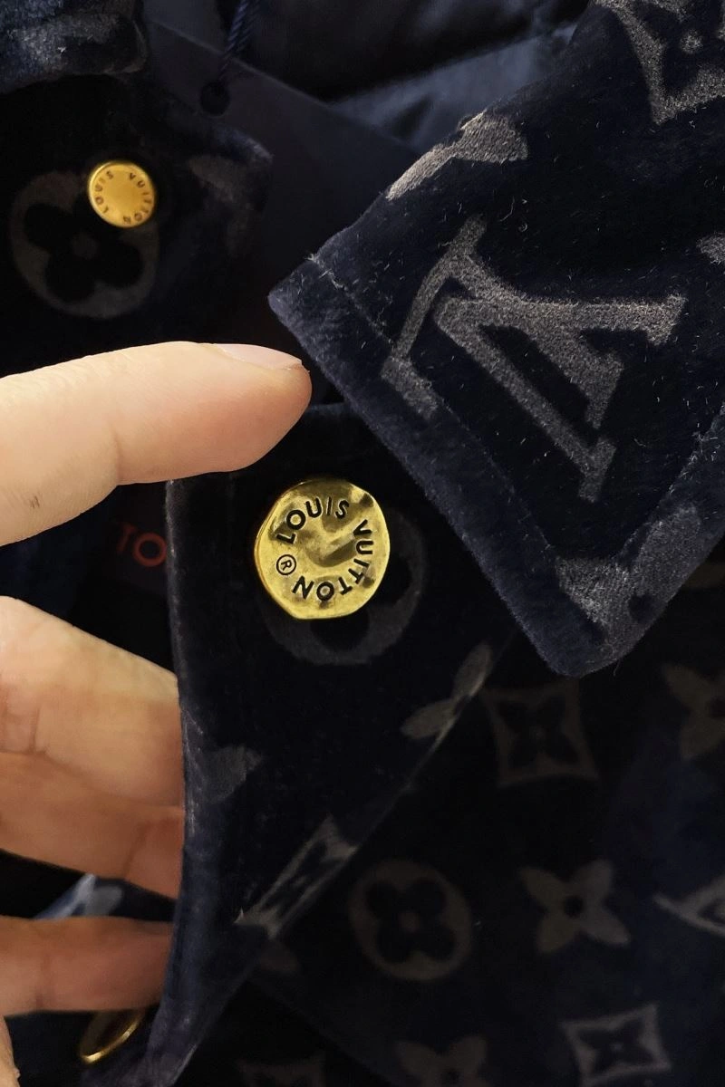 Discounted Louis Vuitton Outwear
