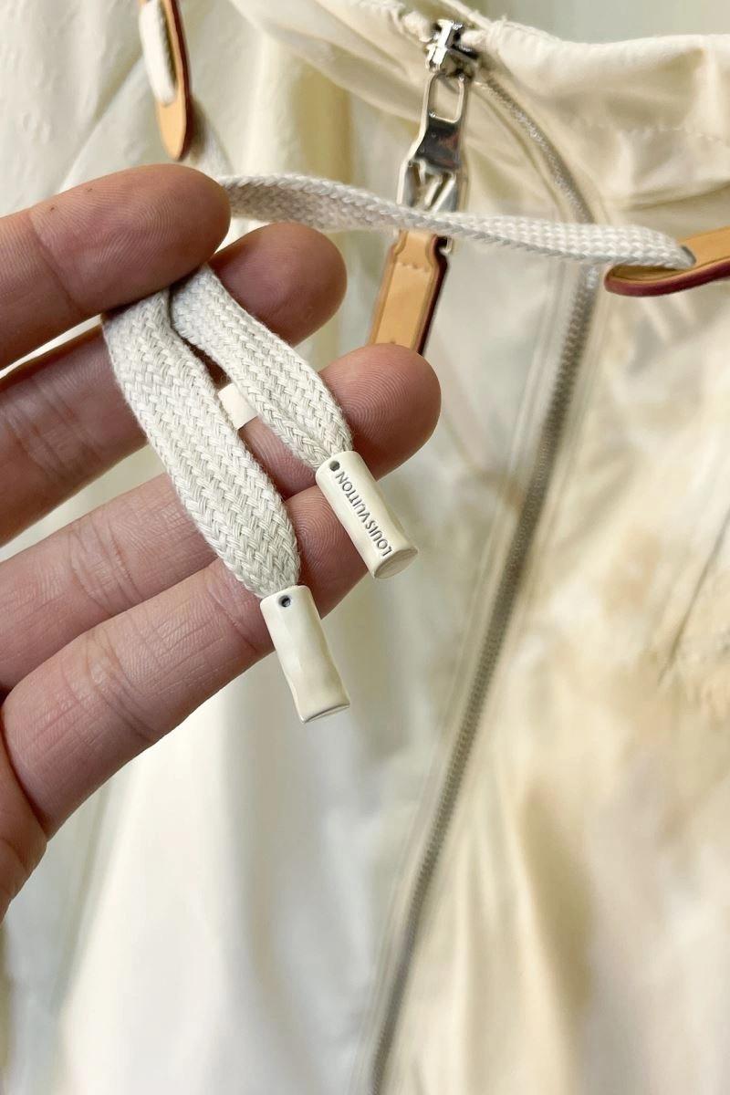 Bargain Louis Vuitton Outwear
